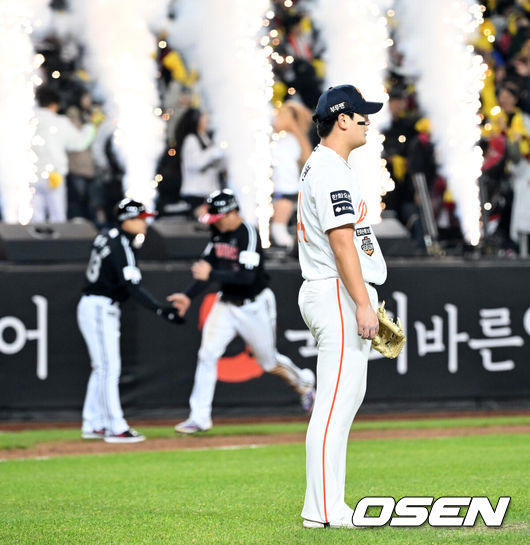 "한화서 우승하고 싶다" 그런데 또 2등 감독이라니…스스로 제 발등 찍었다, KBO 역대 최초 3개팀 준우승 '비애' [KS5]