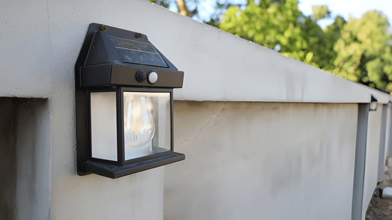 Outdoor Solar Lights: The Complete Guide to Eco-Friendly Outdoor Lighting