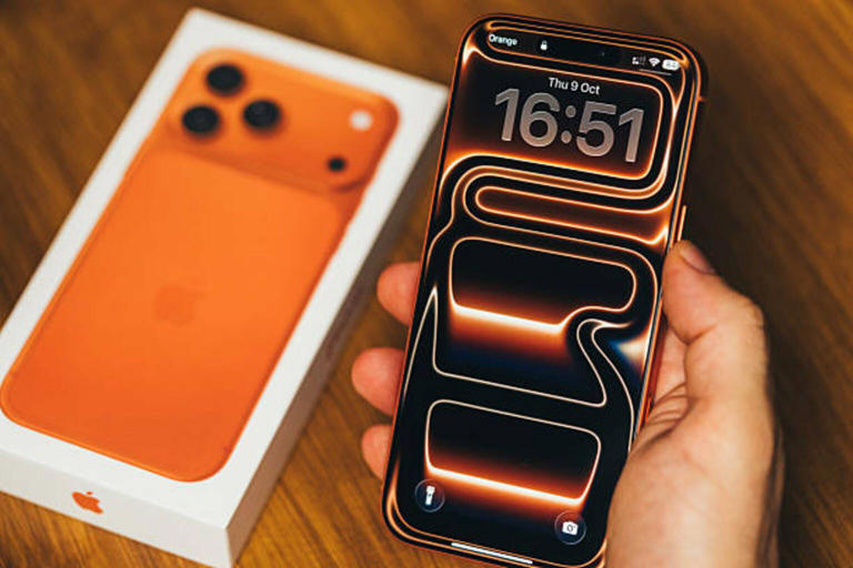 Apple's foldable iPhone could face shortages early on, analyst says