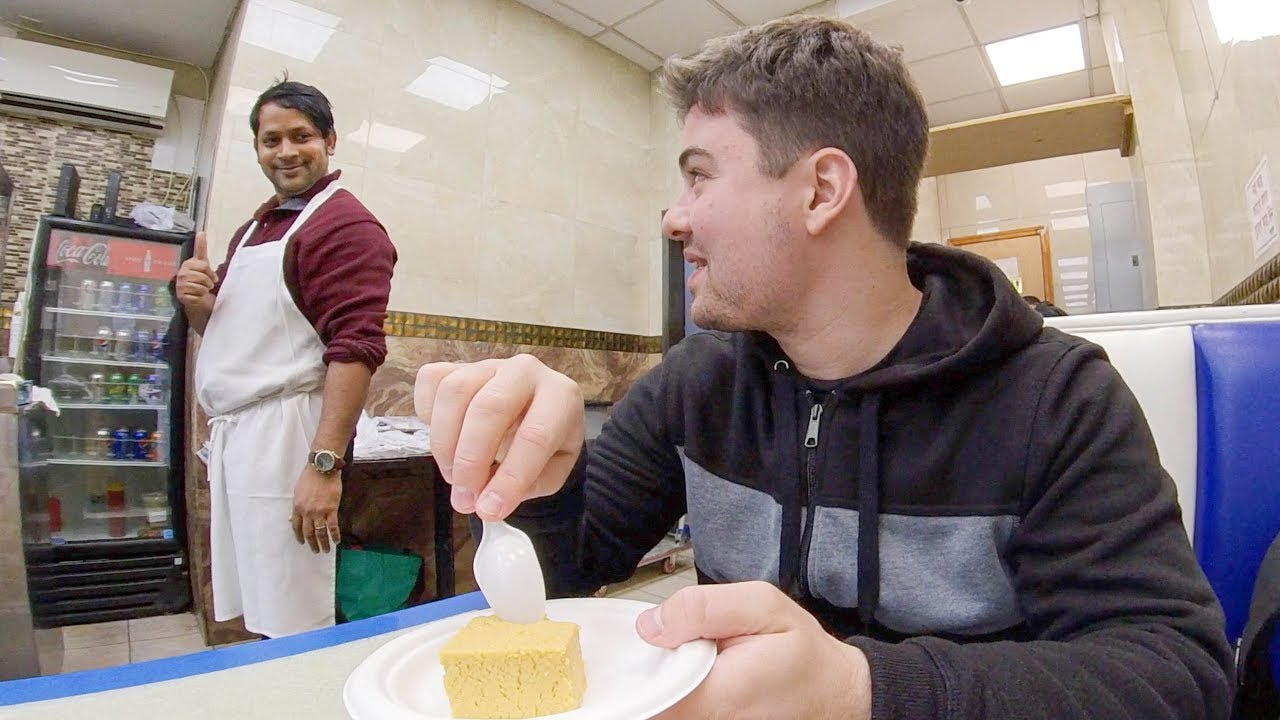 When an American speaks Bengali to order street food in India