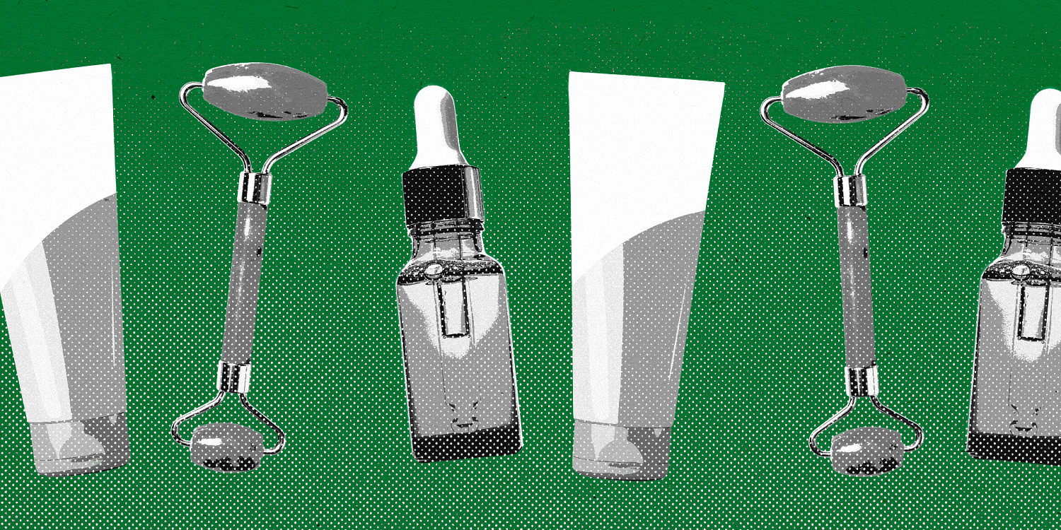 Never Share This 1 Personal Item With Others, Dermatologists Say