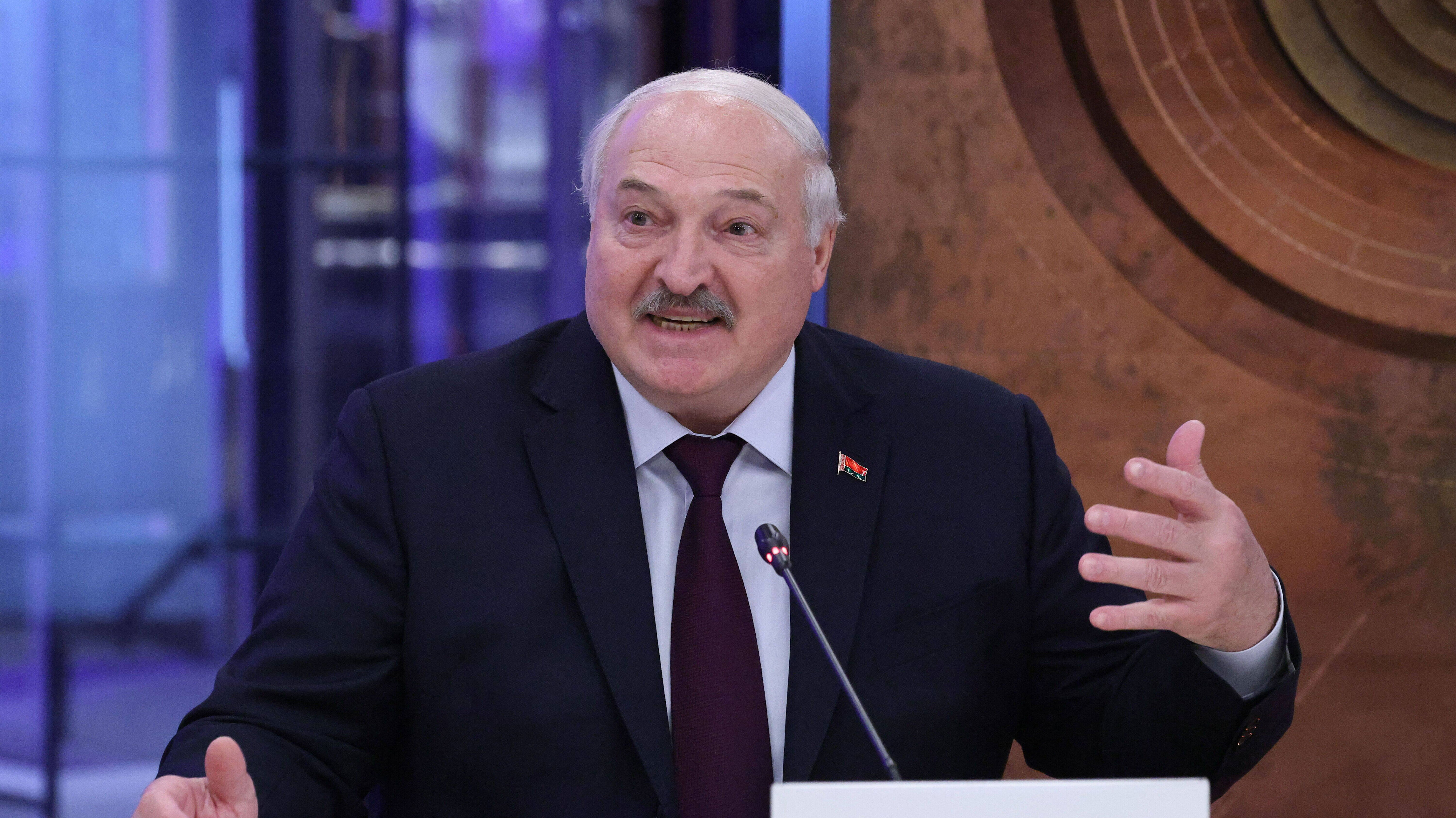 Łukaszenko ostro o działaniach Polski. "Życie ich do tego zmusi"