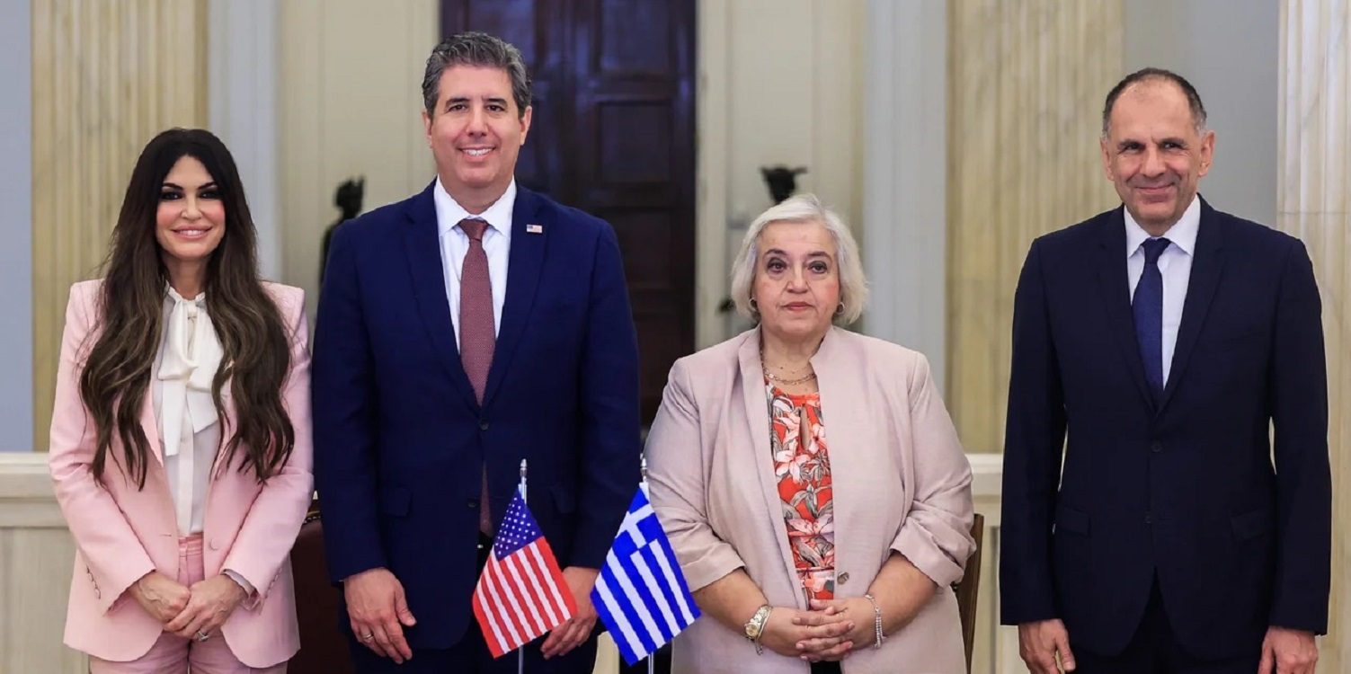 Ελλάδα – ΗΠΑ: Νέα συμφωνία για την εργασία μελών οικογενειών διπλωματών