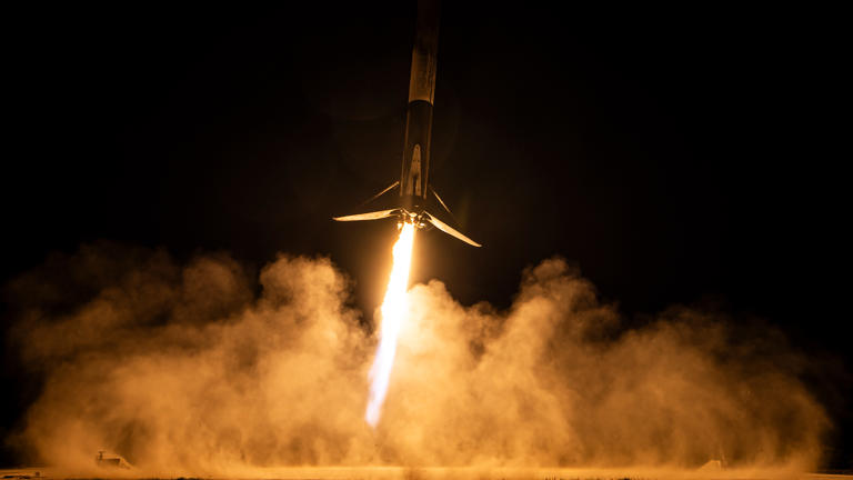 SpaceX's fiery Falcon 9 streaks into orbit | Space photo of the day for ...