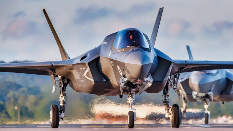 The F-35 fighter is a “flying computer”—and its new software just made ...