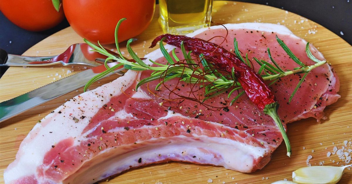 How to Turn Dry Pork Chops Into A Dinner You'll Actually Crave