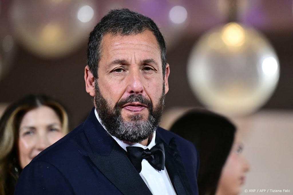 Adam Sandler ontvangt Chairman's Award voor rol in Jay Kelly