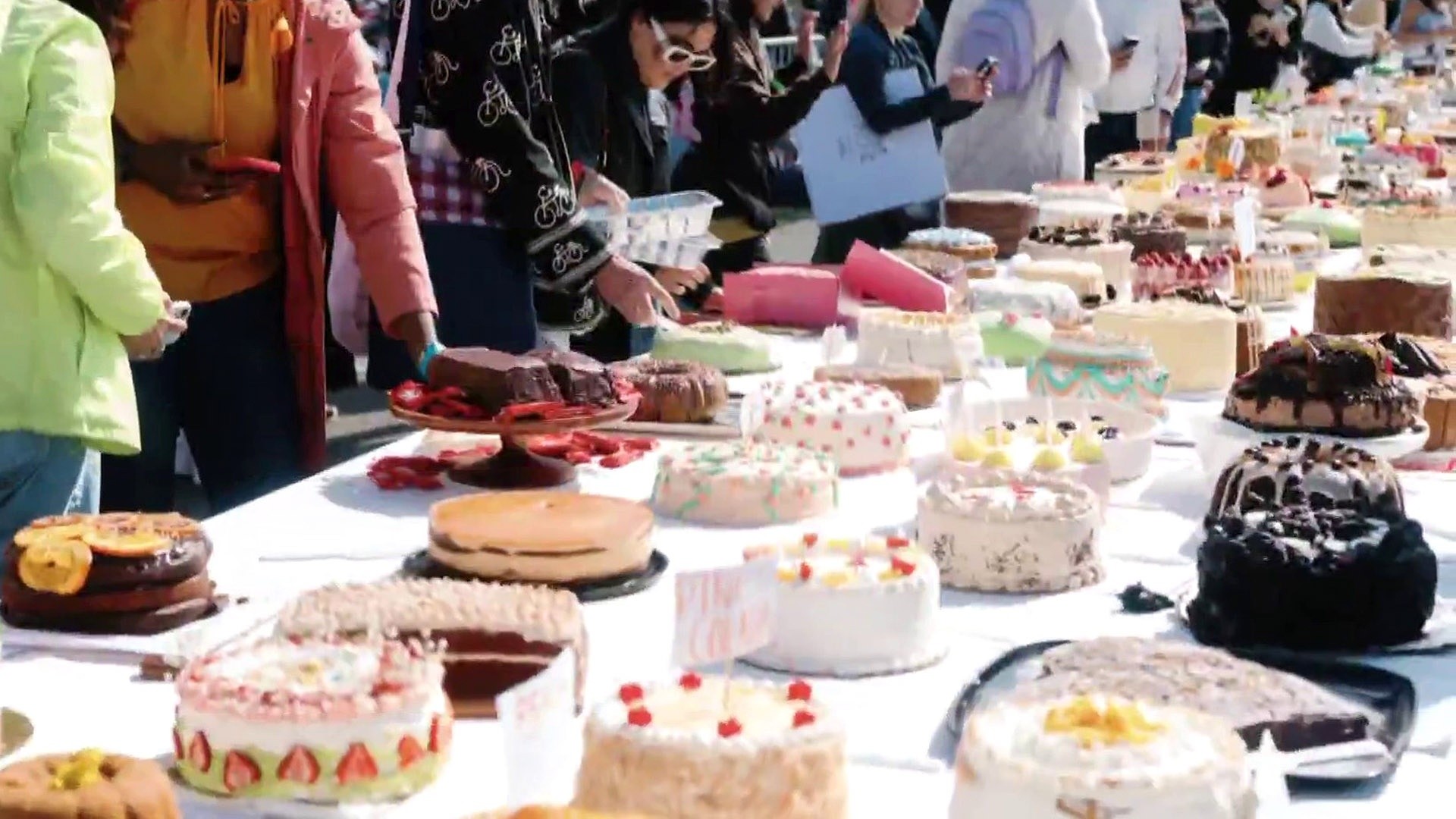 How One Cake Lover Started a Viral Community for Home Bakers