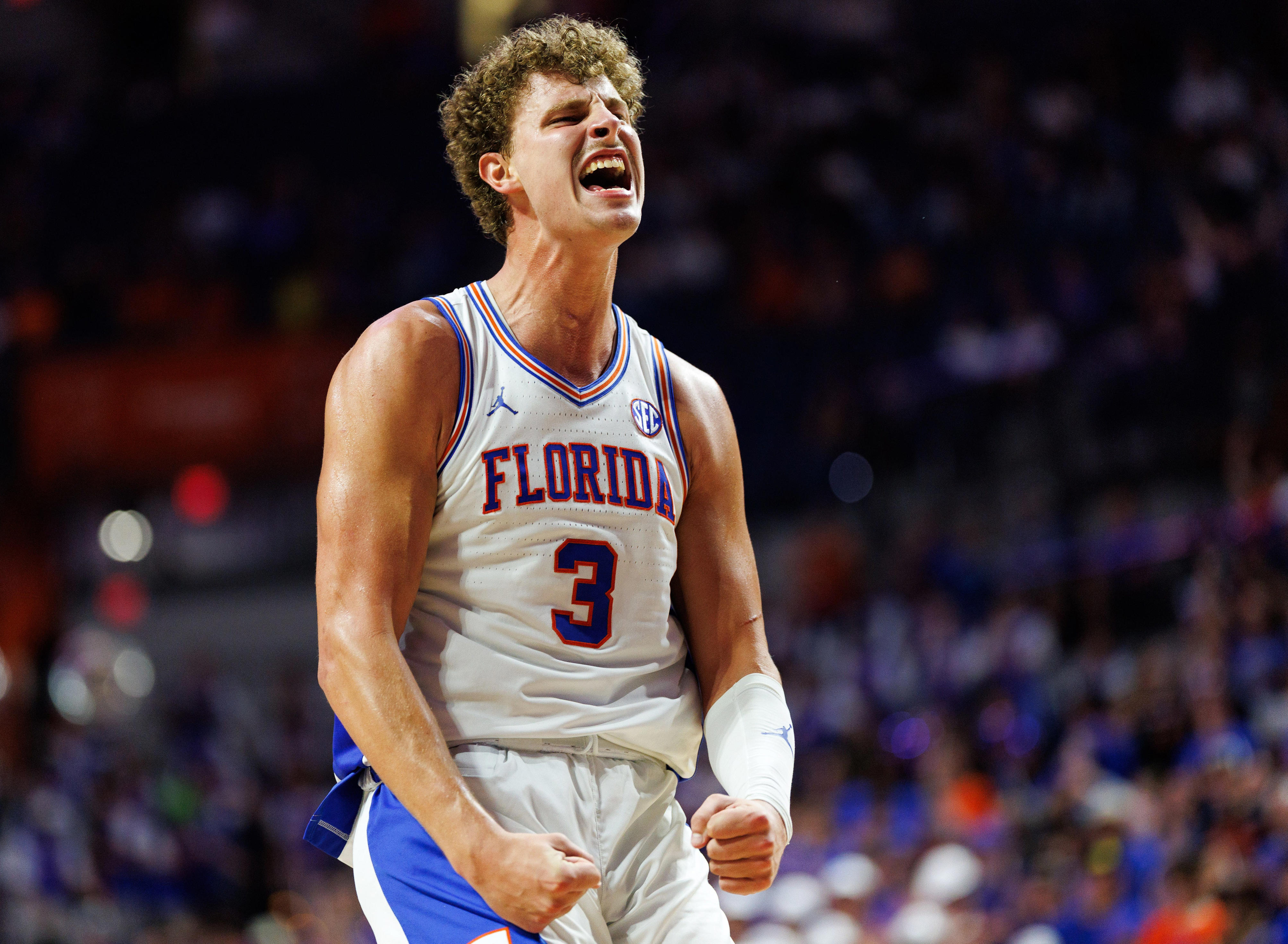 CBS Sports has Florida basketball just outside top 5 despite 1-1 start