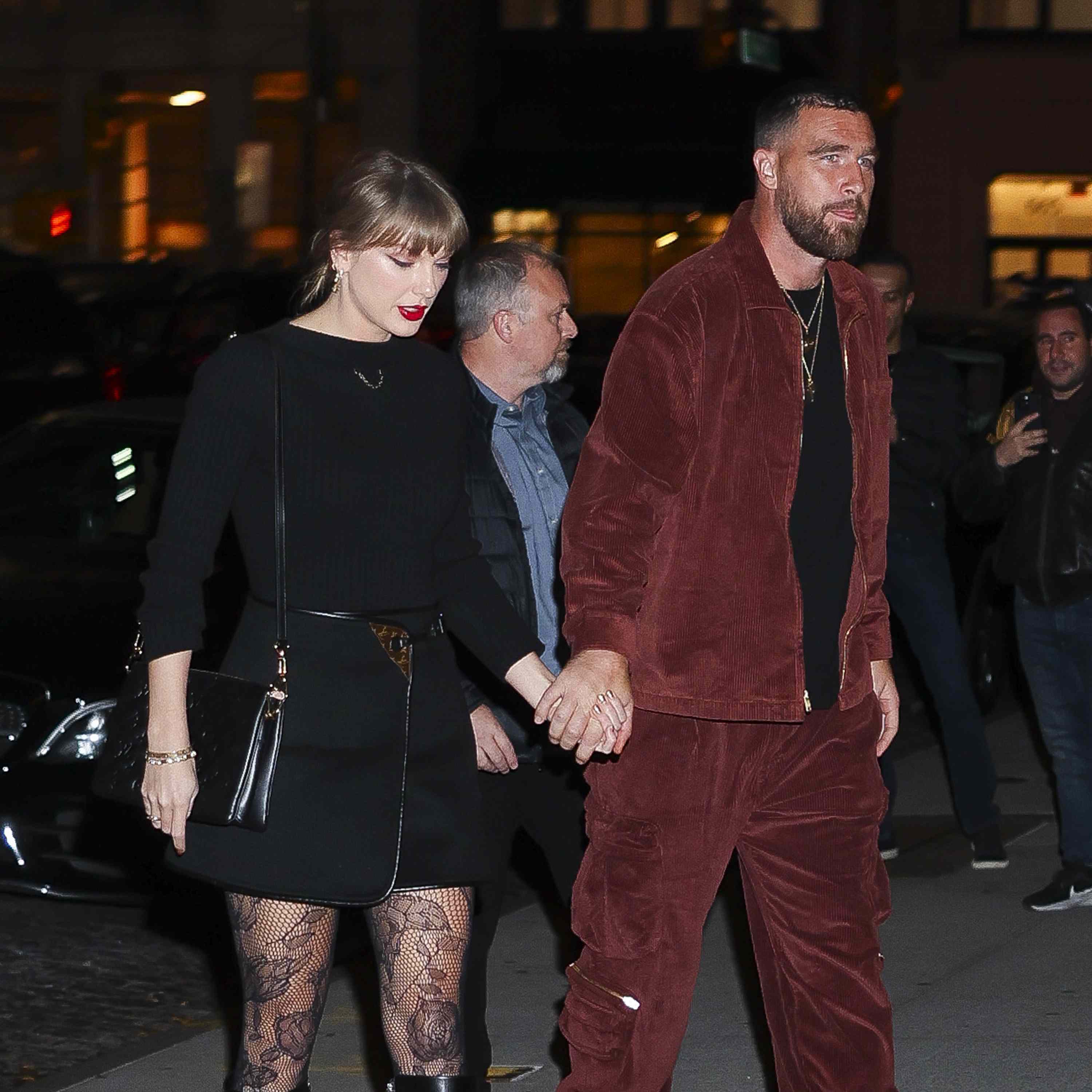 Taylor Swift Drips in Nearly $20,000 Worth of Diamonds for Travis Kelce ...
