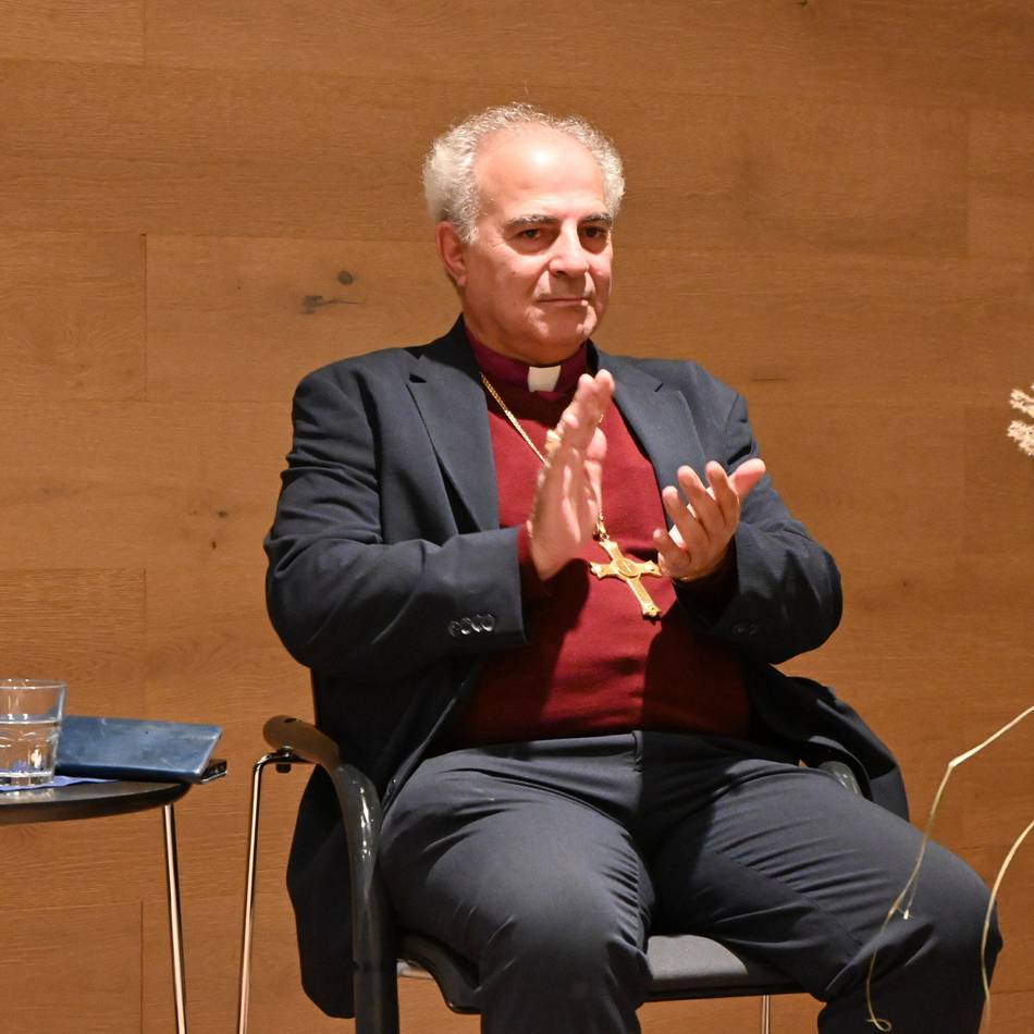 Weiter Debatte um „Völkermord“-Äußerung in Azar-Predigt