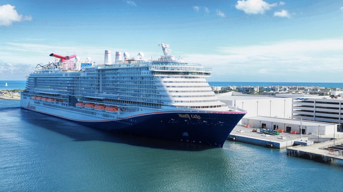 Here’s how much to tip cruise luggage porters, according to Carnival ...