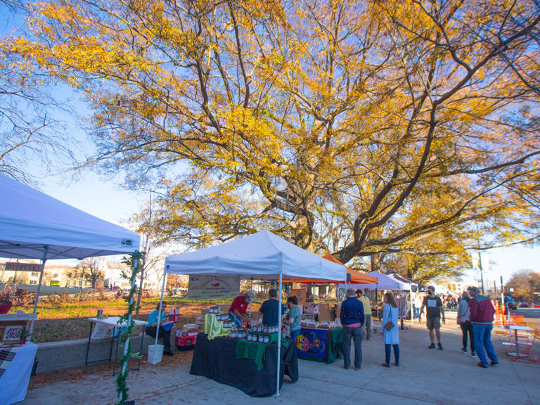 Christmas Markets in Raleigh: Festive Pop-Up Shops with Holiday Cheer
