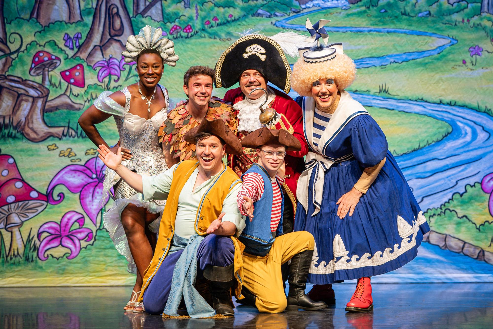 John Thomson and George Webster star in Royal & Derngate’s pantomime ...