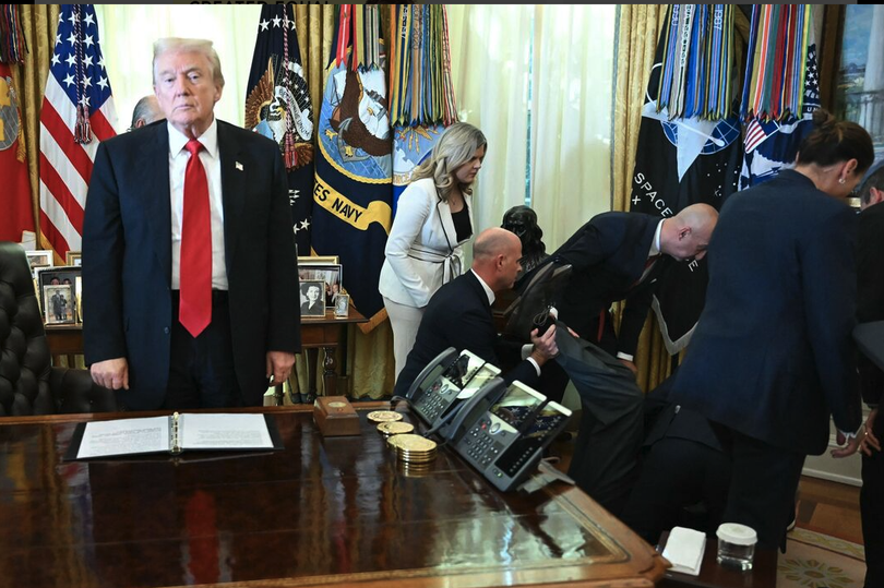 Donald Trump 'falls asleep' live on air during chaotic press conference ...