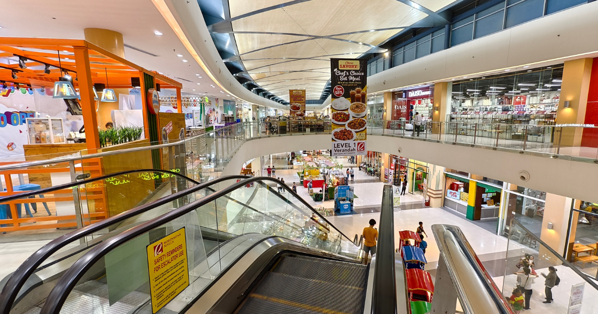 List: Adjusted mall hours to support energy conservation