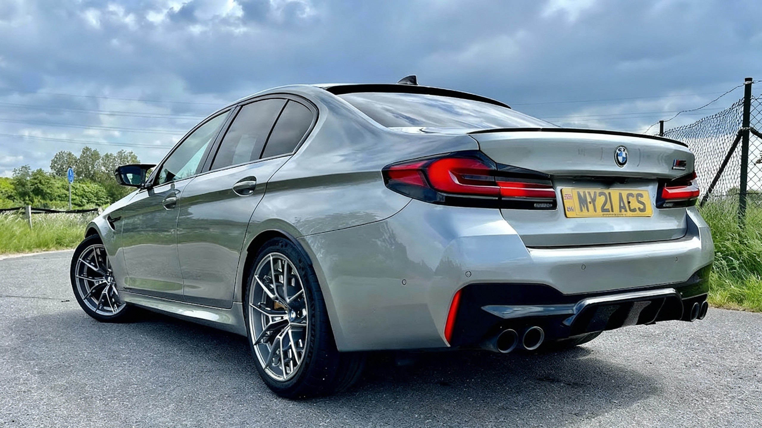 How Fast Is the 720HP BMW M5 F90?