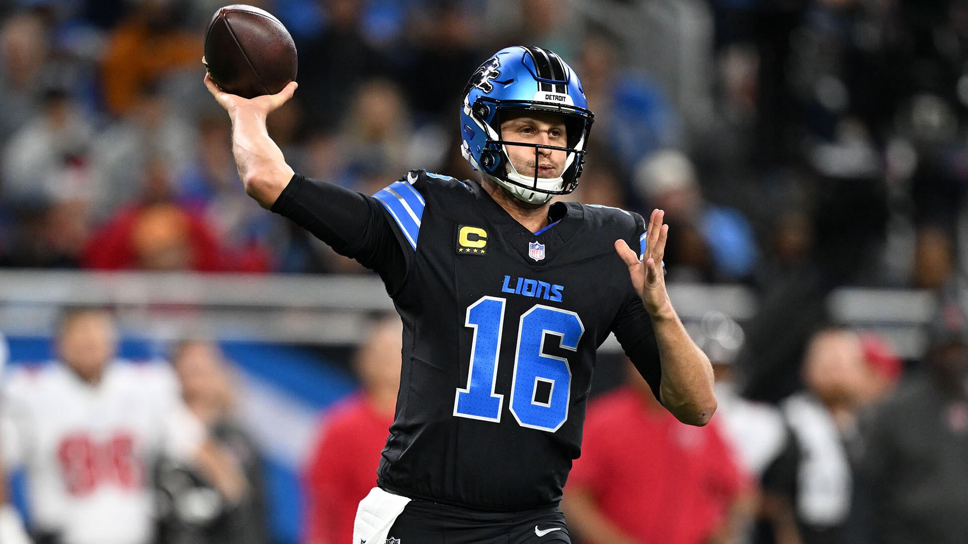 NFL DFS: Optimizer reveals Week 10, 2025 daily Fantasy football picks ...