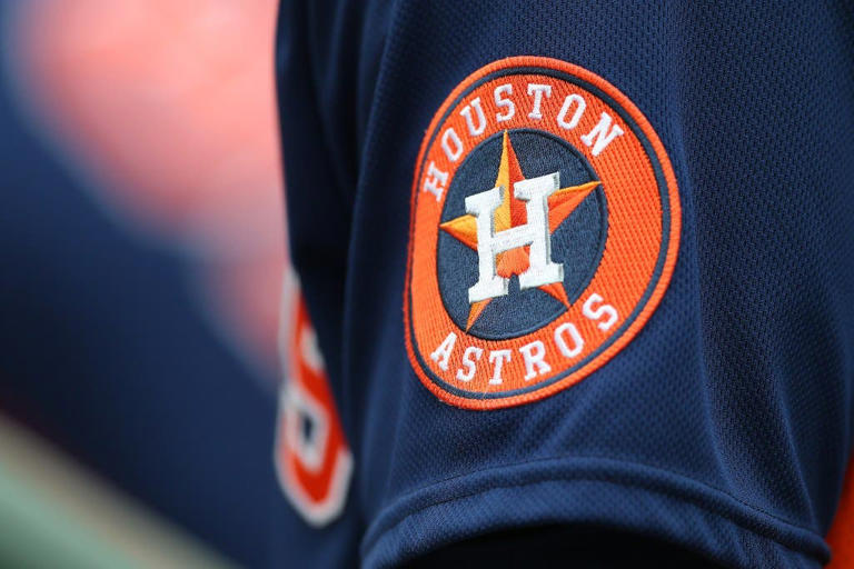 Astros waive struggling World Series champion outfielder