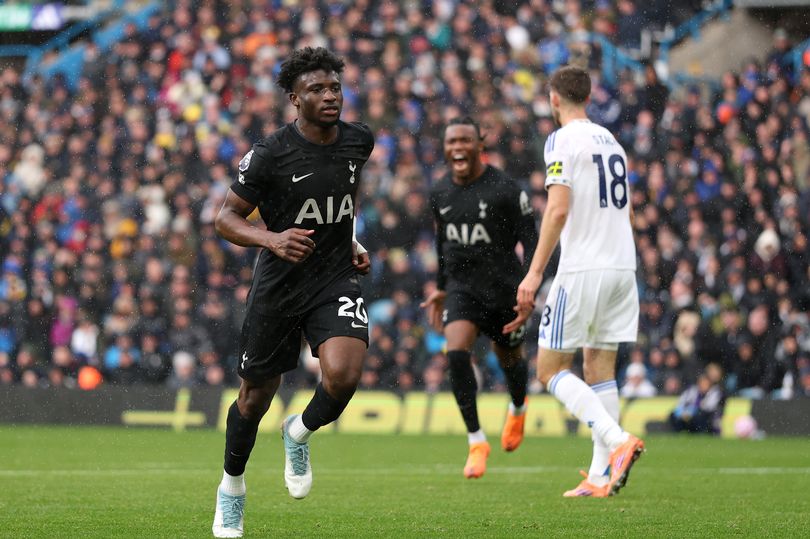 Thomas Frank dealt huge Tottenham injury blow as star forced off vs ...