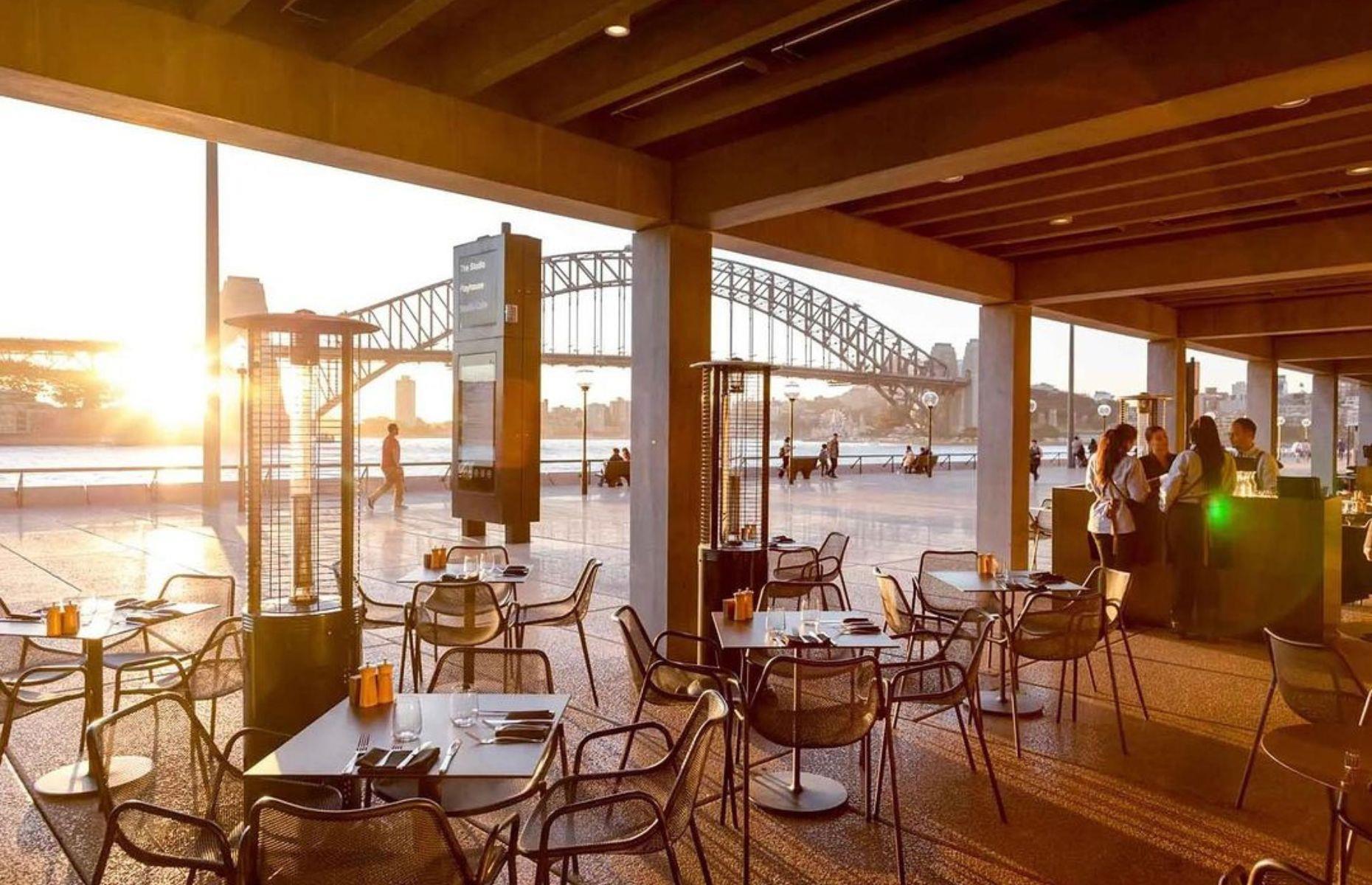 Which Canadian restaurants rank among the world's most beautiful?