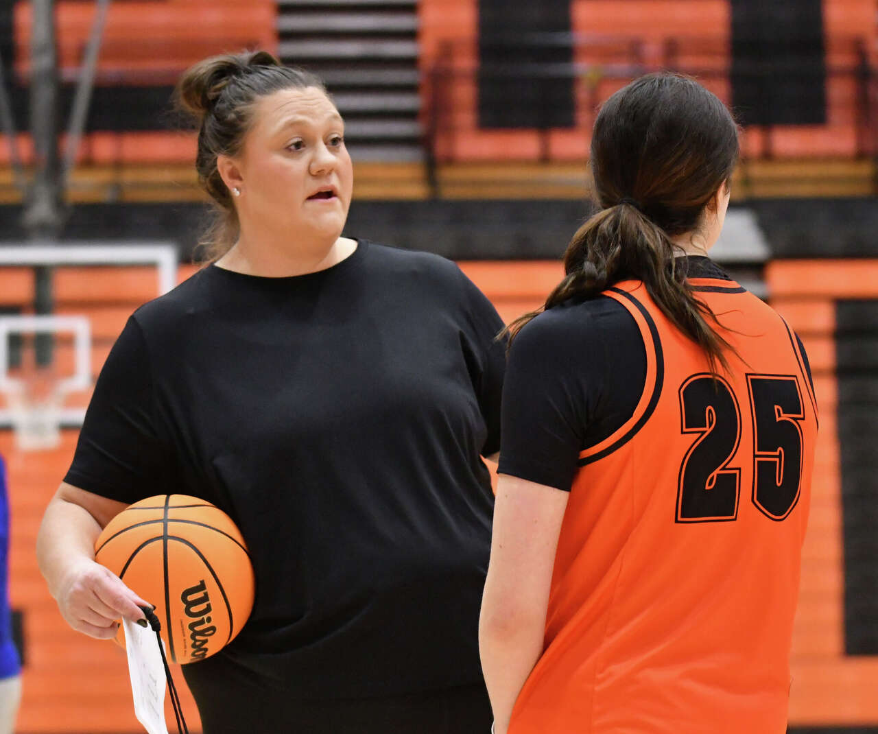 New era begins for Edwardsville girls basketball