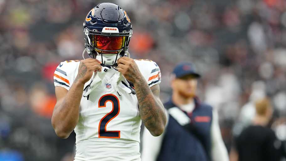 Week 10 Start Em or Sit Em Wide Receivers: DJ Moore vs. Khalil Shakir
