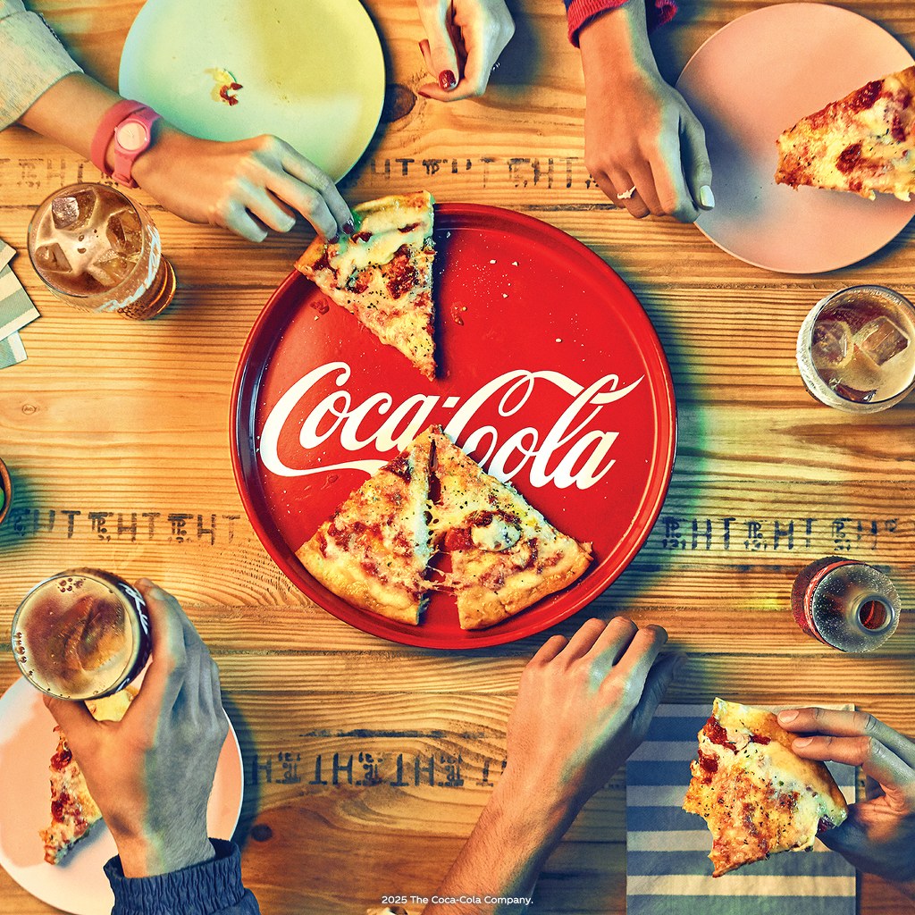 System Coca-Cola i Glovo łączą siły, by pomóc potrzebującym w ramach akcji "Czas wezwać posiłki"