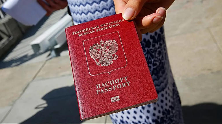 EU tightens rules for multiple-entry Schengen visas for Russian ...