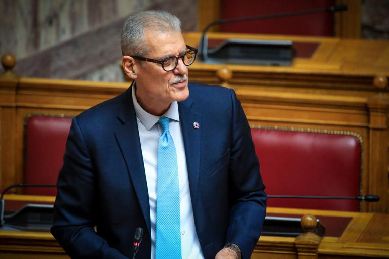Παραιτήθηκε ο υφυπουργός Πολιτικής Προστασίας, Βαγγέλης Τουρνάς