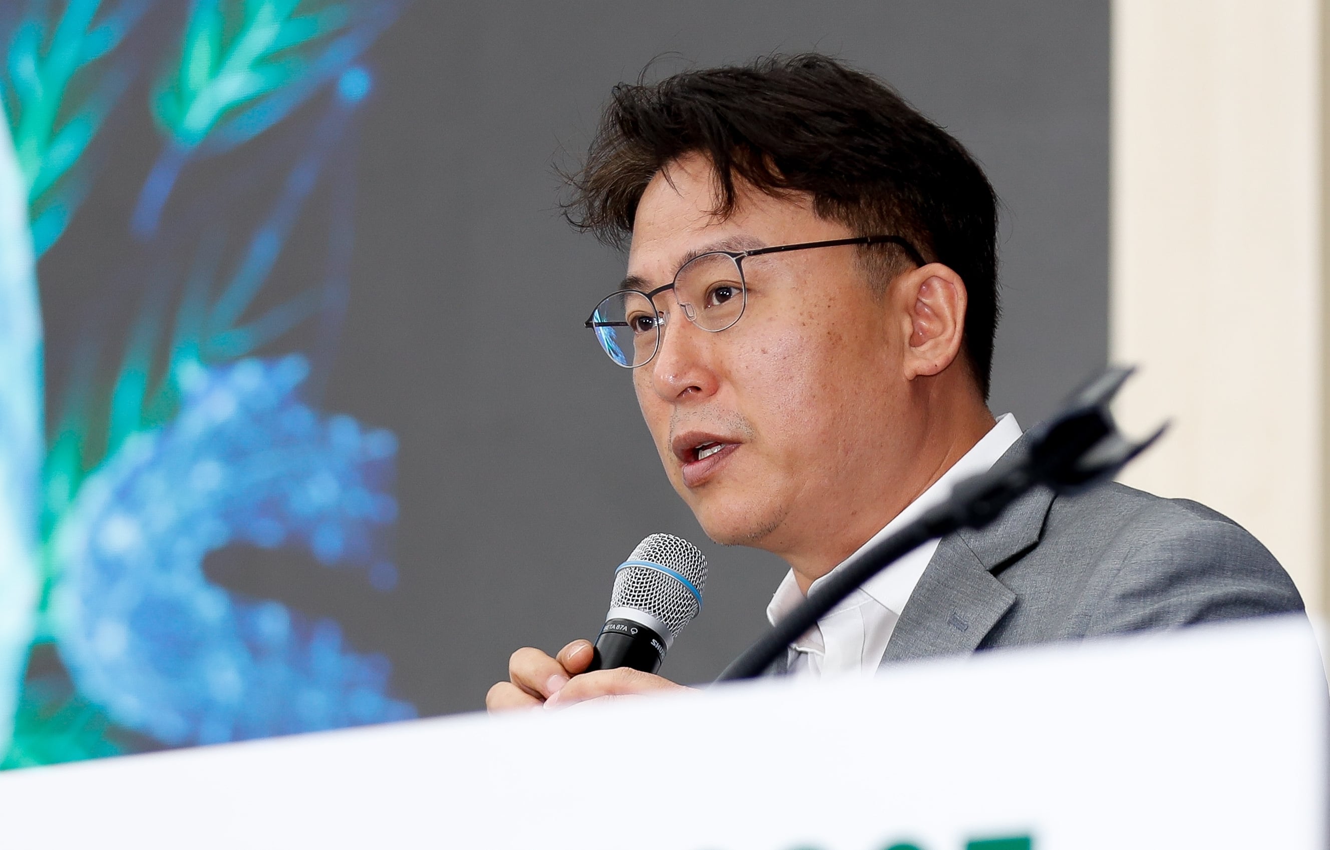 Singapore Professor Warns Korean Universities Will Sink Like Titanic