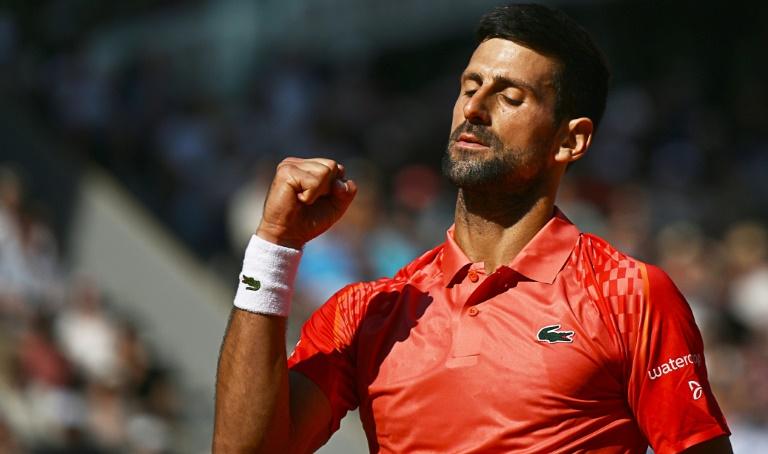Novak Djokovic praised by football star Cristiano Ronaldo!