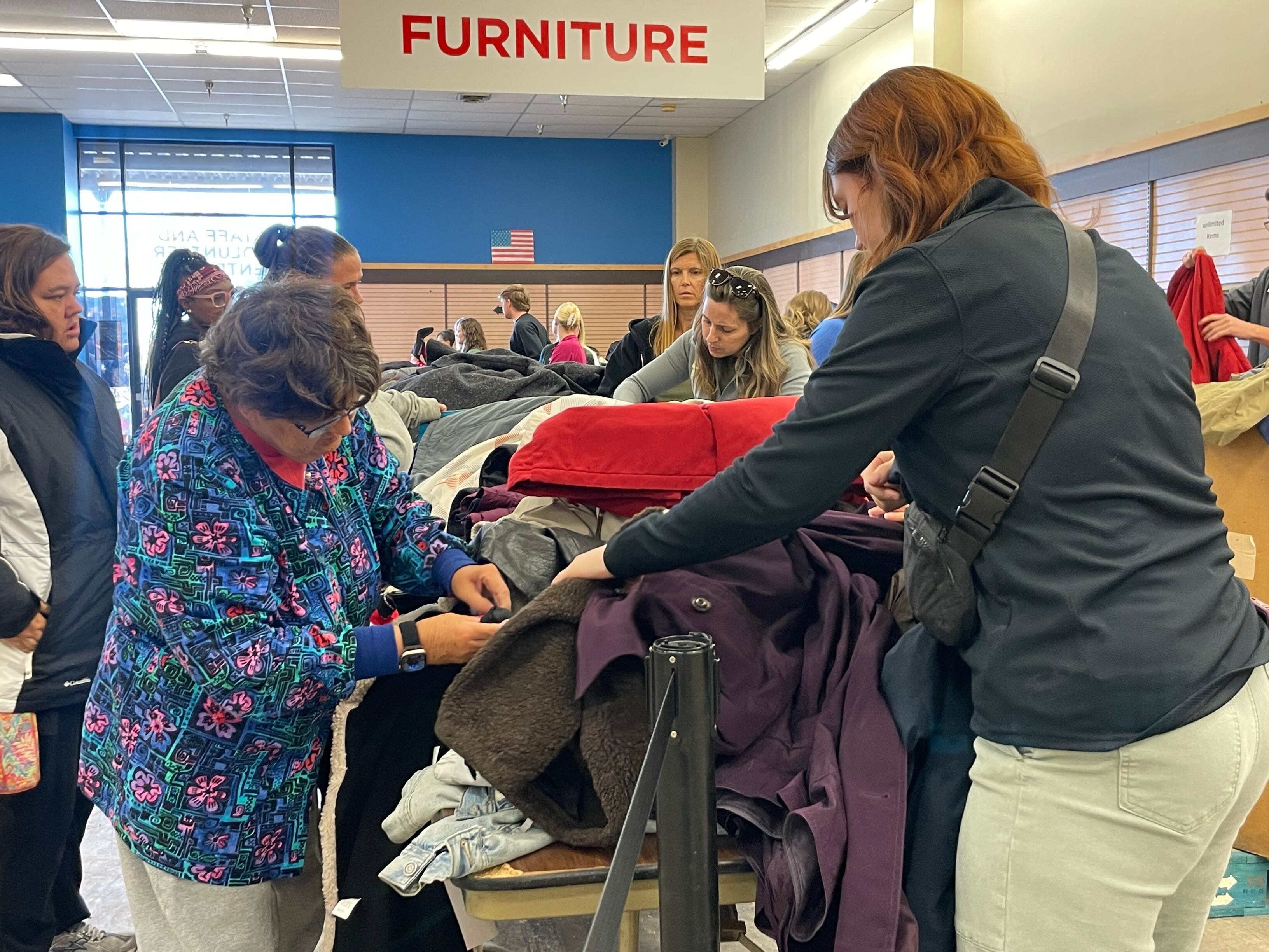 Lincoln non-profits partner for coat distribution