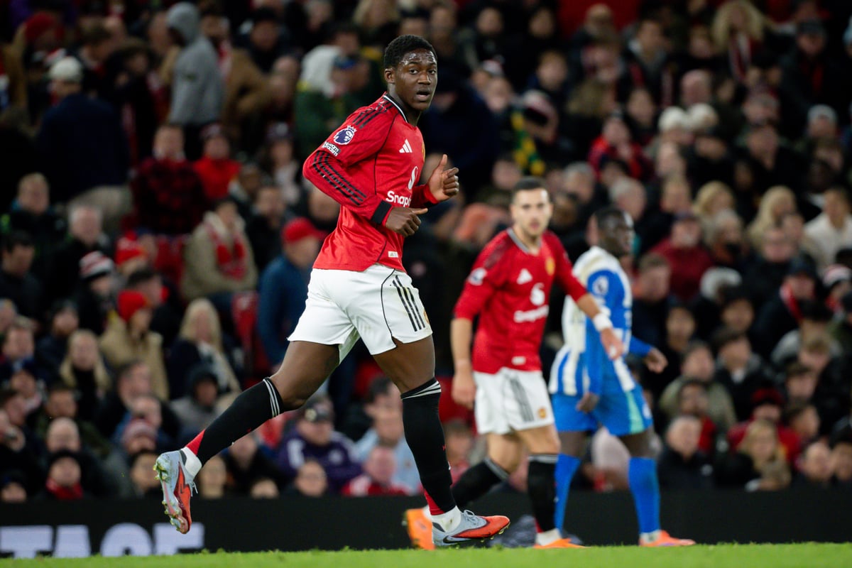 Man Utd legend calls for Mainoo to play more after 'cruel' few months