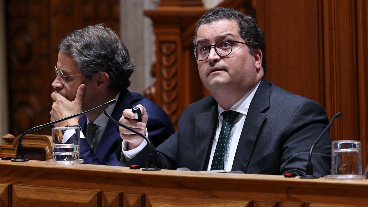 Governo apresentará nova proposta sobre prémio salarial em breve