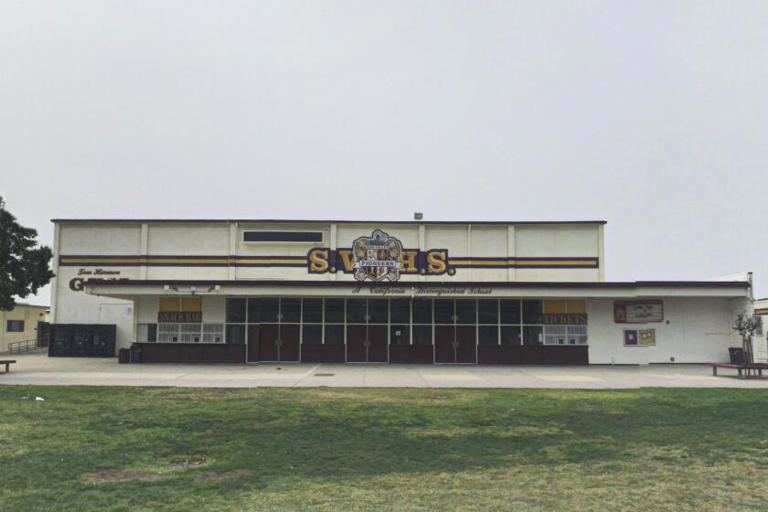 Simi Valley High School assistant basketball coach arrested on ...
