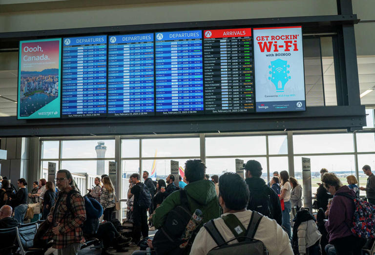 Hundreds of Texas flights impacted amid FAA air travel cuts