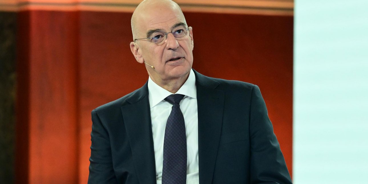 Δένδιας: Τεράστια ευκαιρία για την Ελλάδα και τις Ένοπλες Δυνάμεις μας ...