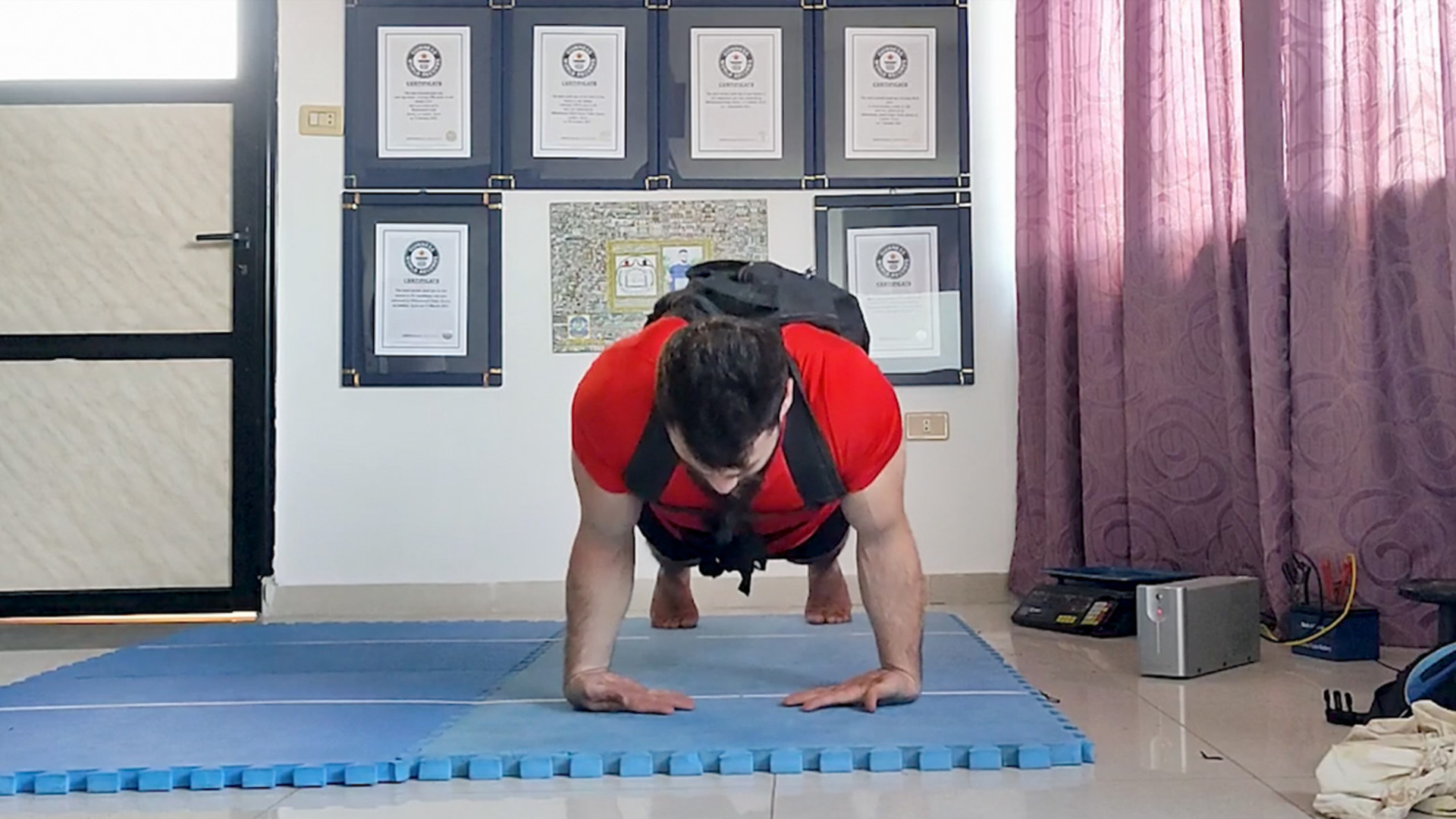 Most back of hand push ups with a 40lb pack in one minute - 78 by ...