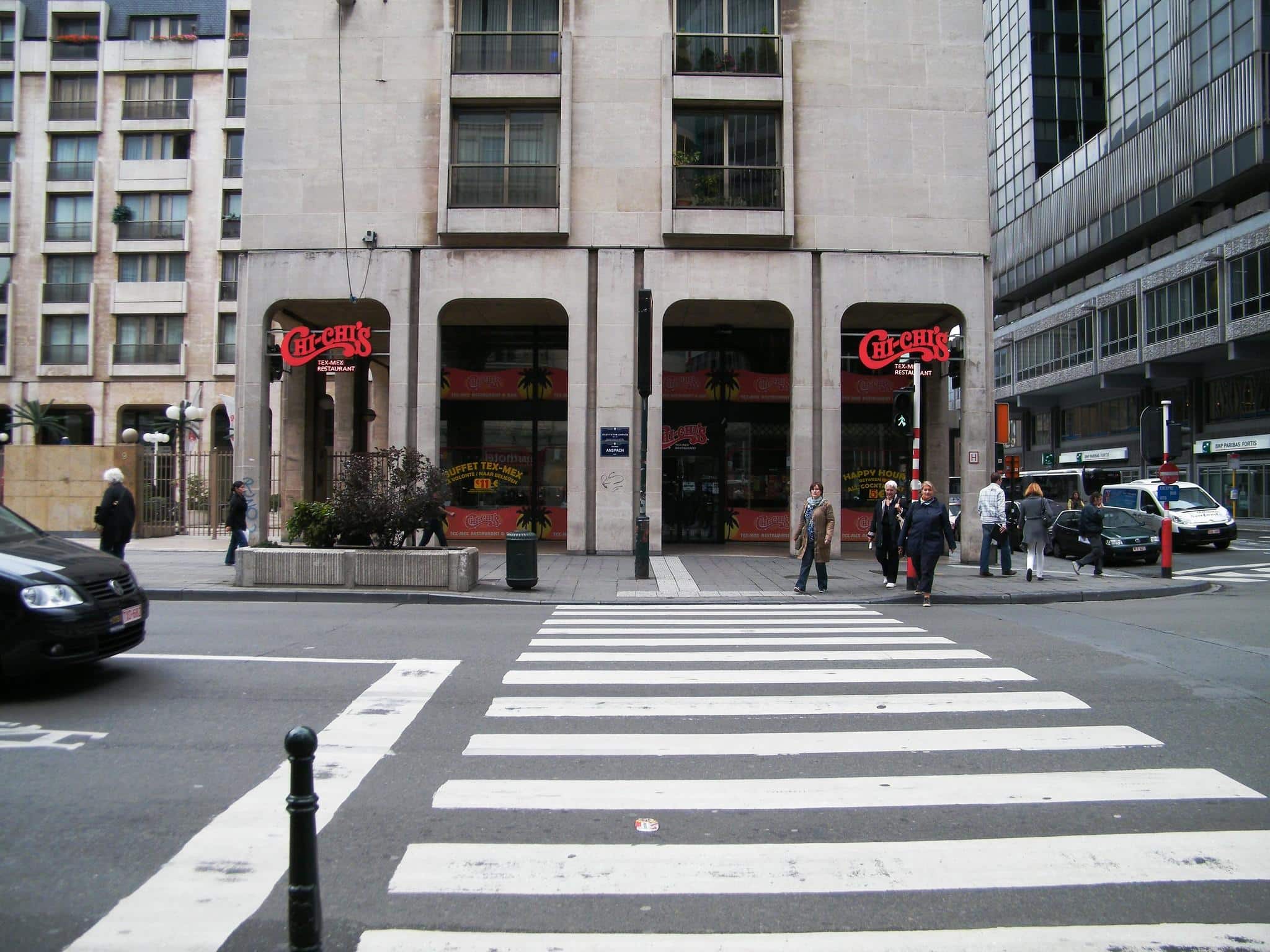 Remember these? Once-beloved Canadian restaurant chains that vanished