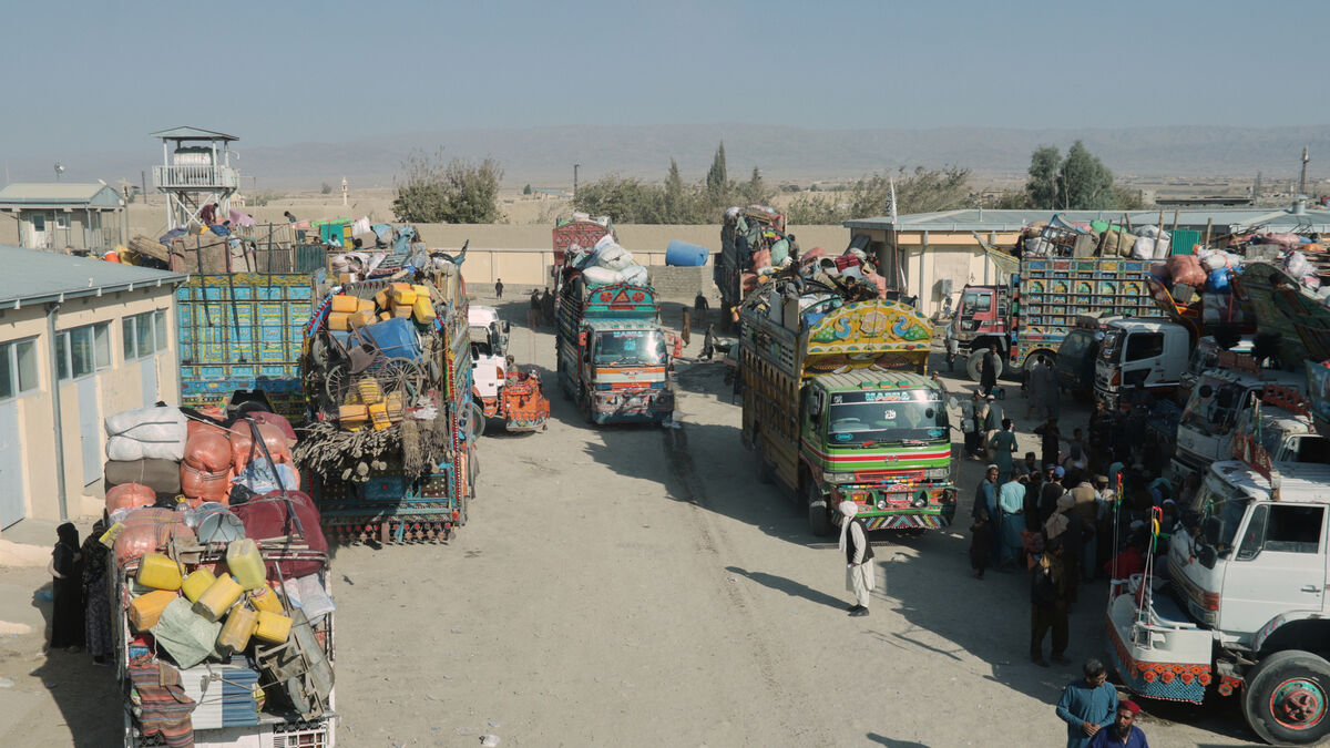 Pakistan-Afghanistan peace talks deadlocked after renewed border clashes