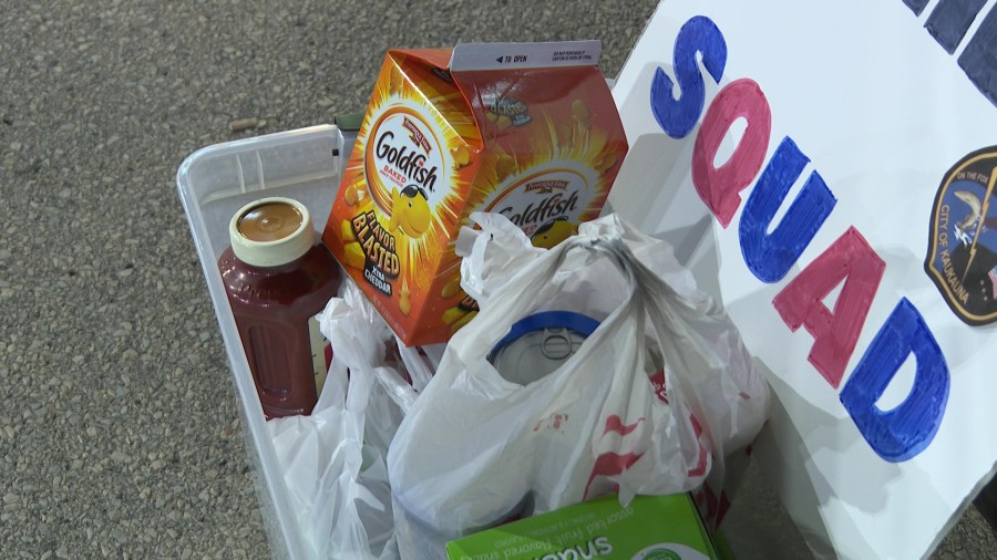 Kaukauna Police Department collects nearly 1,300 pounds of food, $800 ...