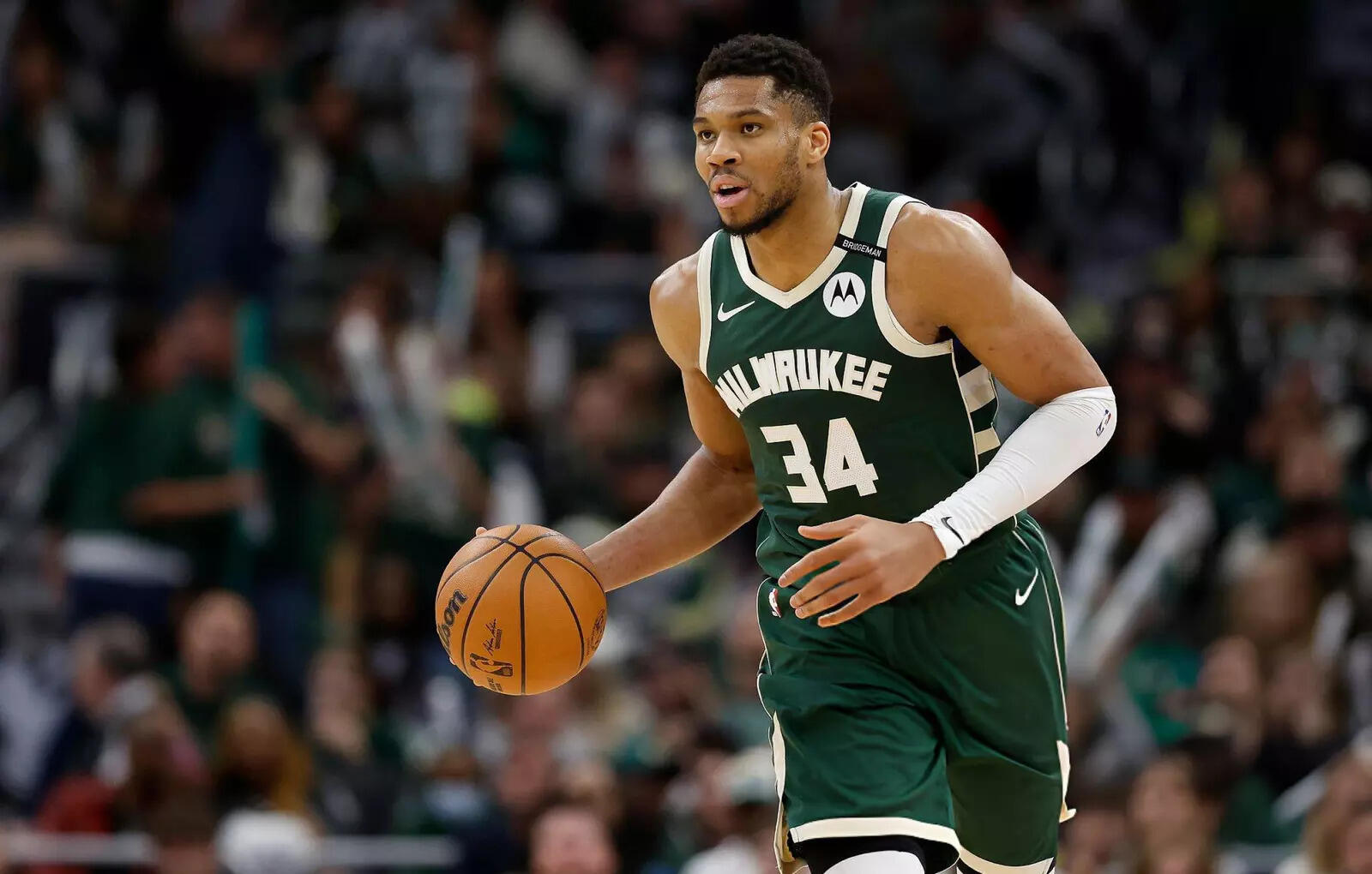 Is Giannis Antetokounmpo playing tonight vs the Chicago Bulls? Latest ...