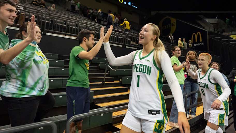 Oregon Women's Basketball Reveals Third New Uniforms