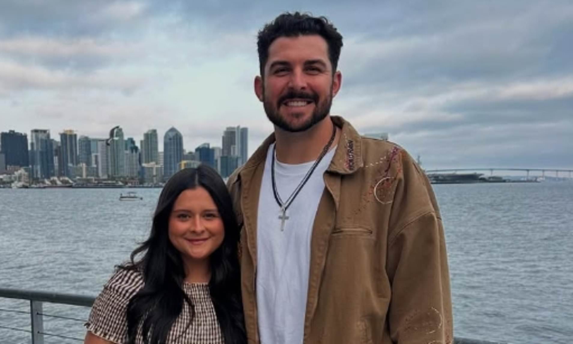 Los Angeles Dodgers star Alex Vesia mourns death of baby daughter in ...