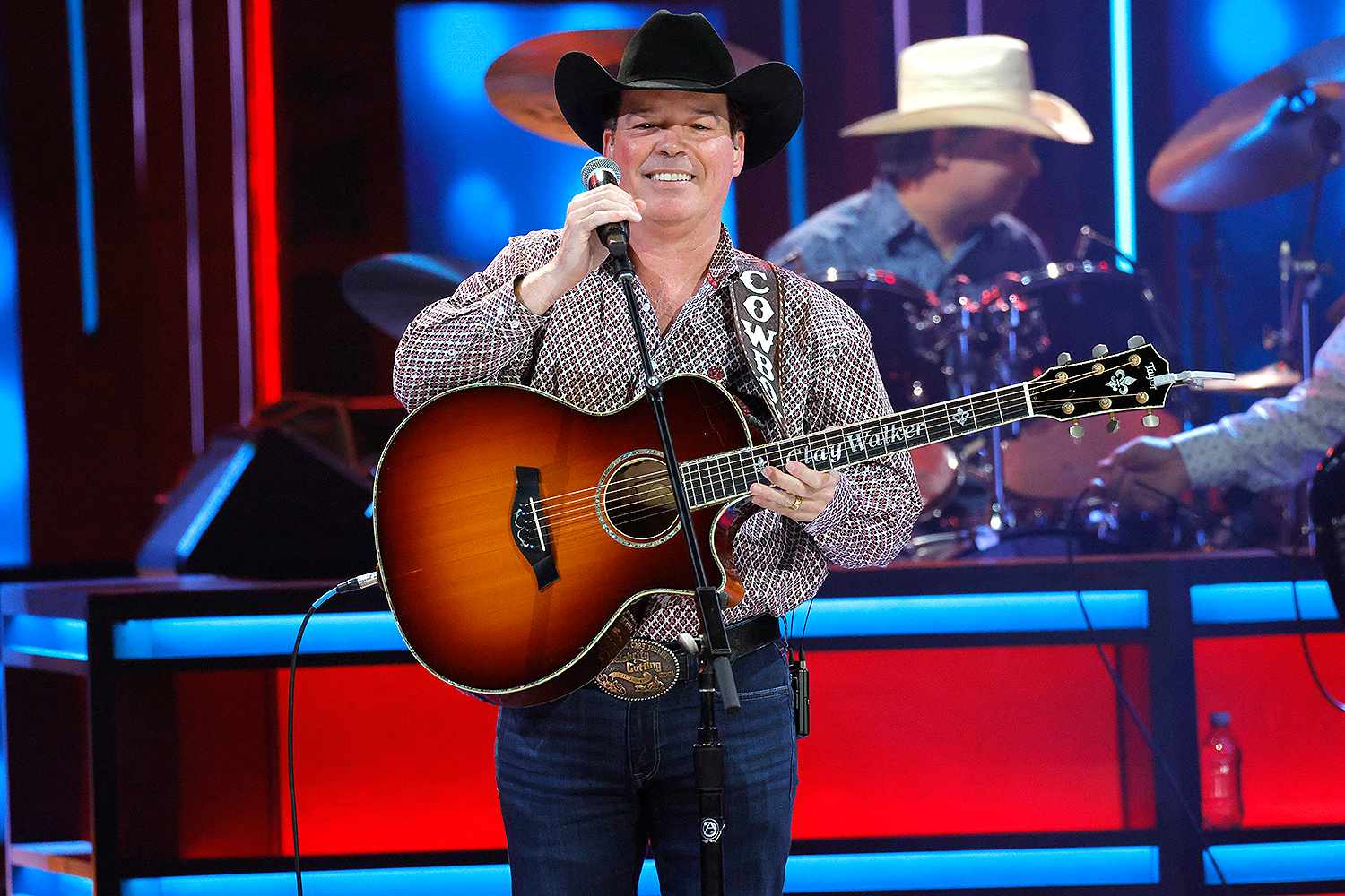Clay Walker Says He's 'Going Through a Rough Patch' with MS but Refuses ...