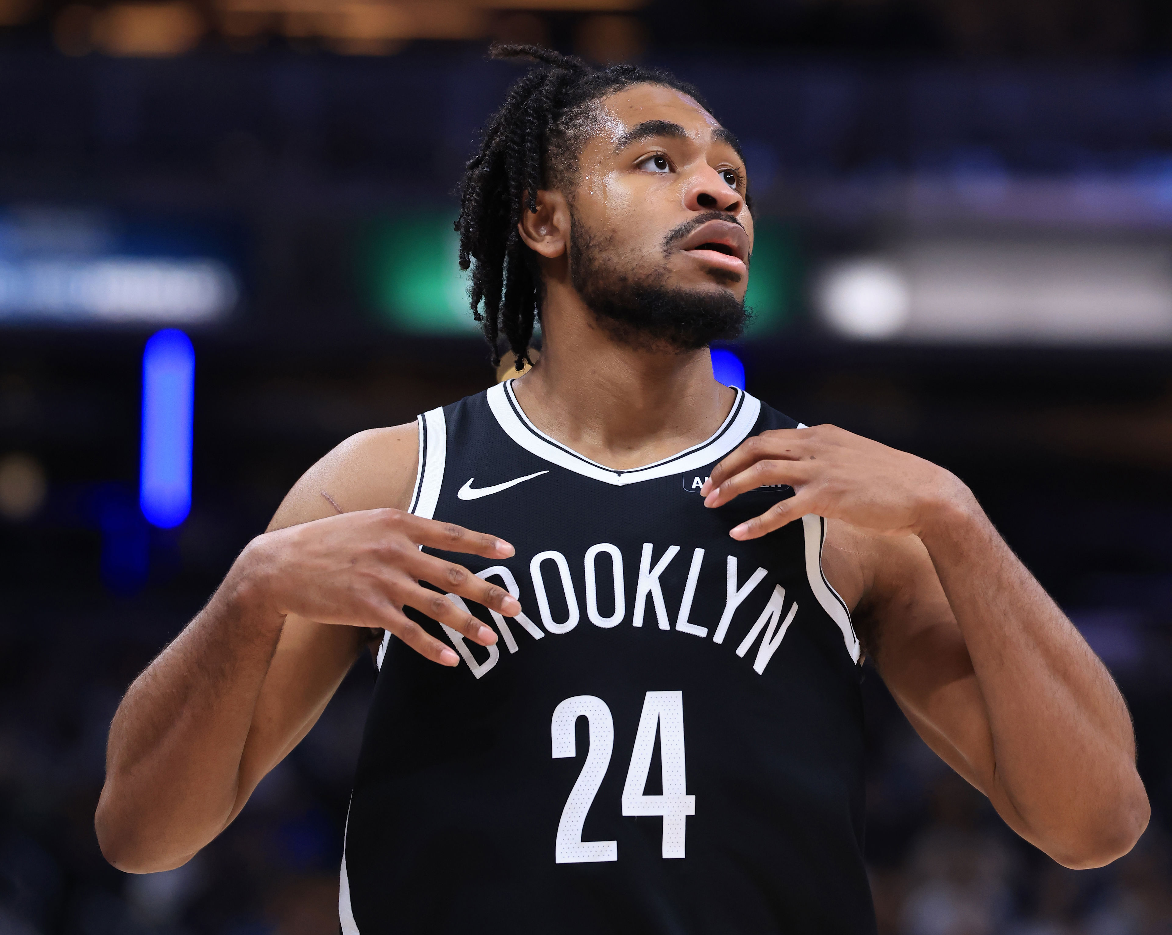 Cam Thomas out three to four weeks with left hamstring injury