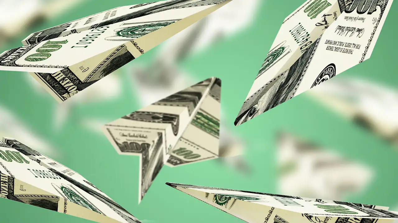 These 3 major airlines are offering flight refunds during the ...