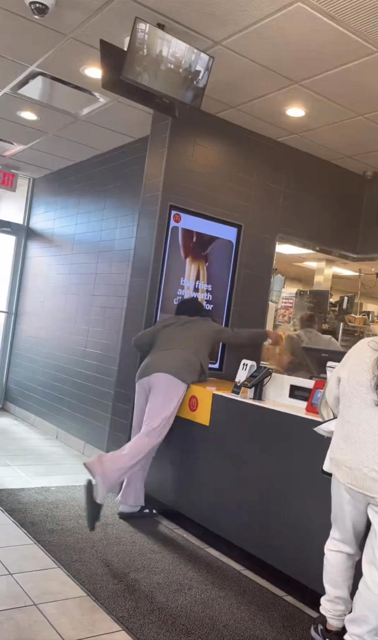 Michigan woman captured hurling piping hot coffee at McDonald’s worker ...