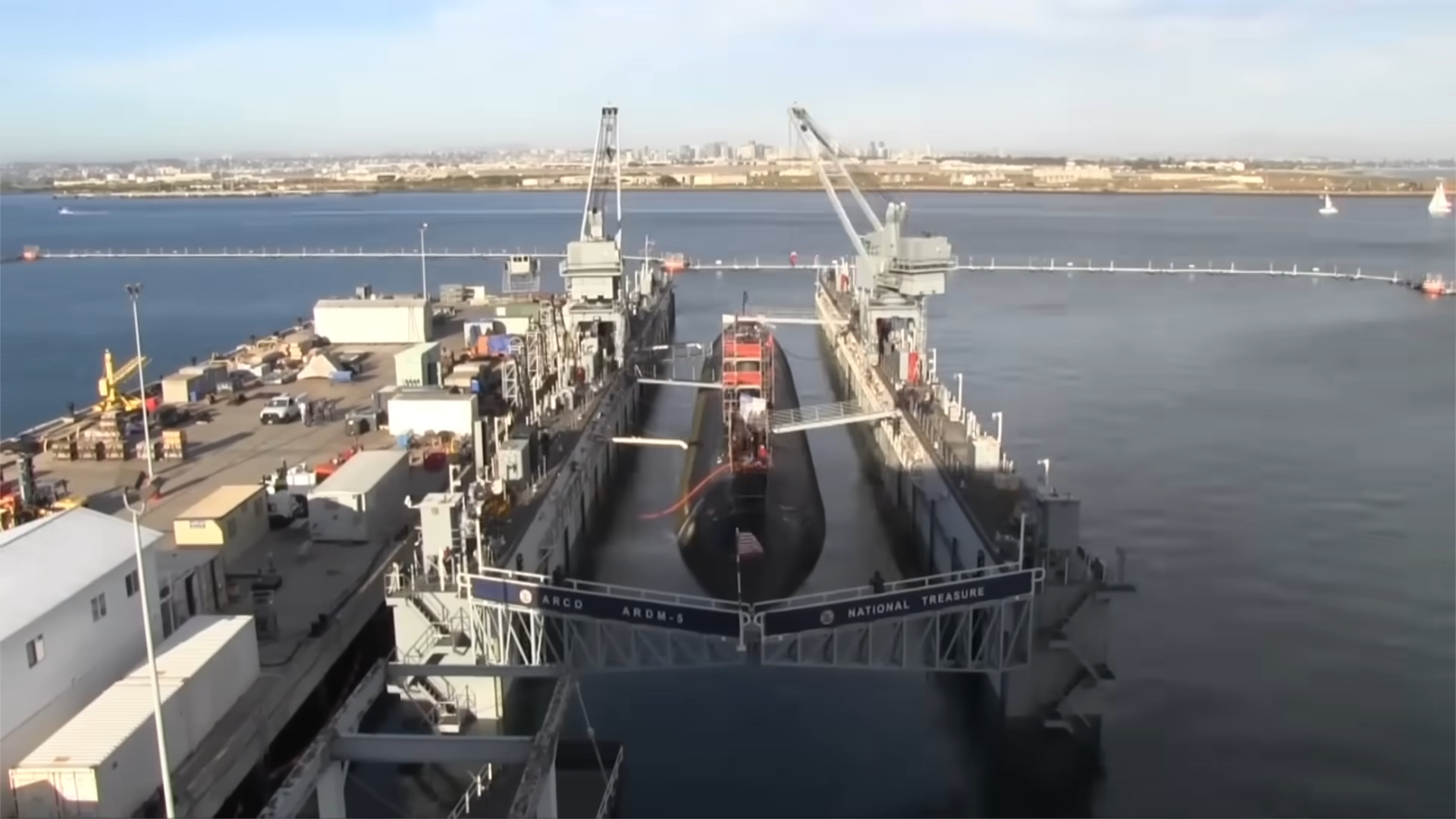 How a U.S. Submarine Docking in Iceland Sends a Signal to Rivals